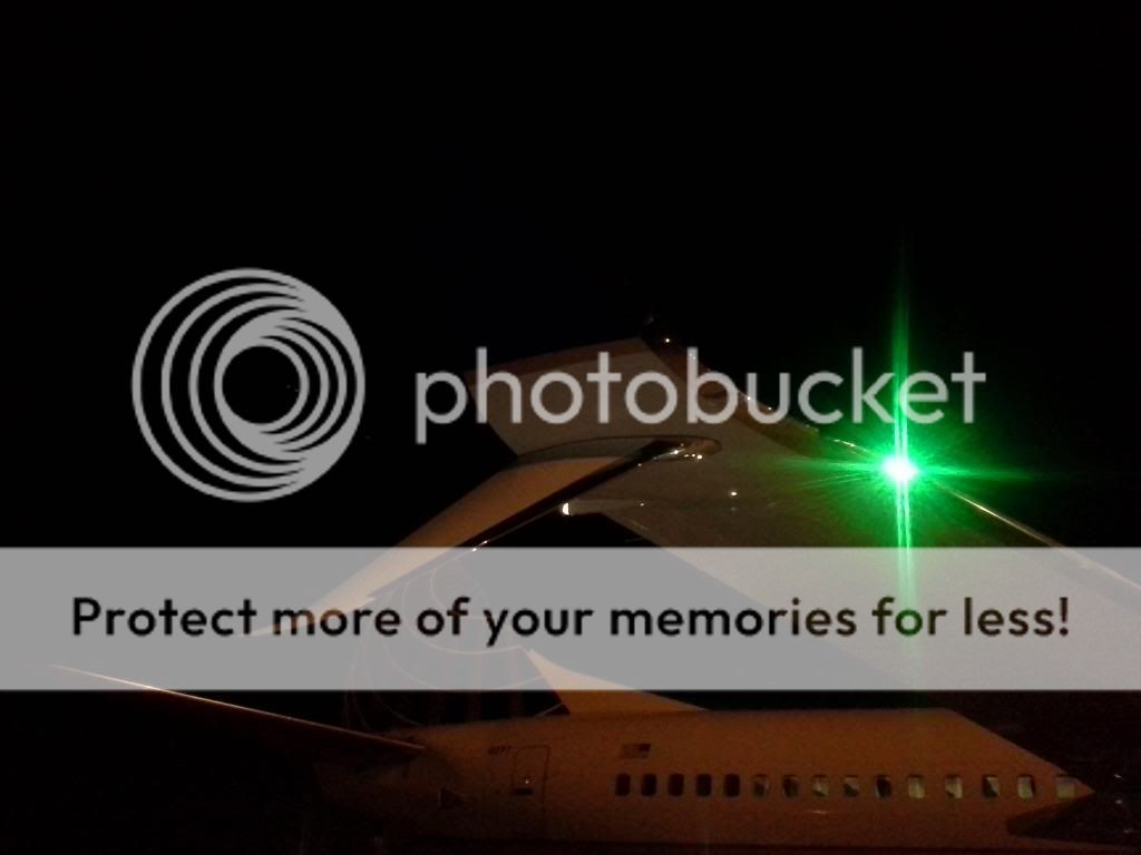 737NGs With LED Strobe Lights - Airliners.net